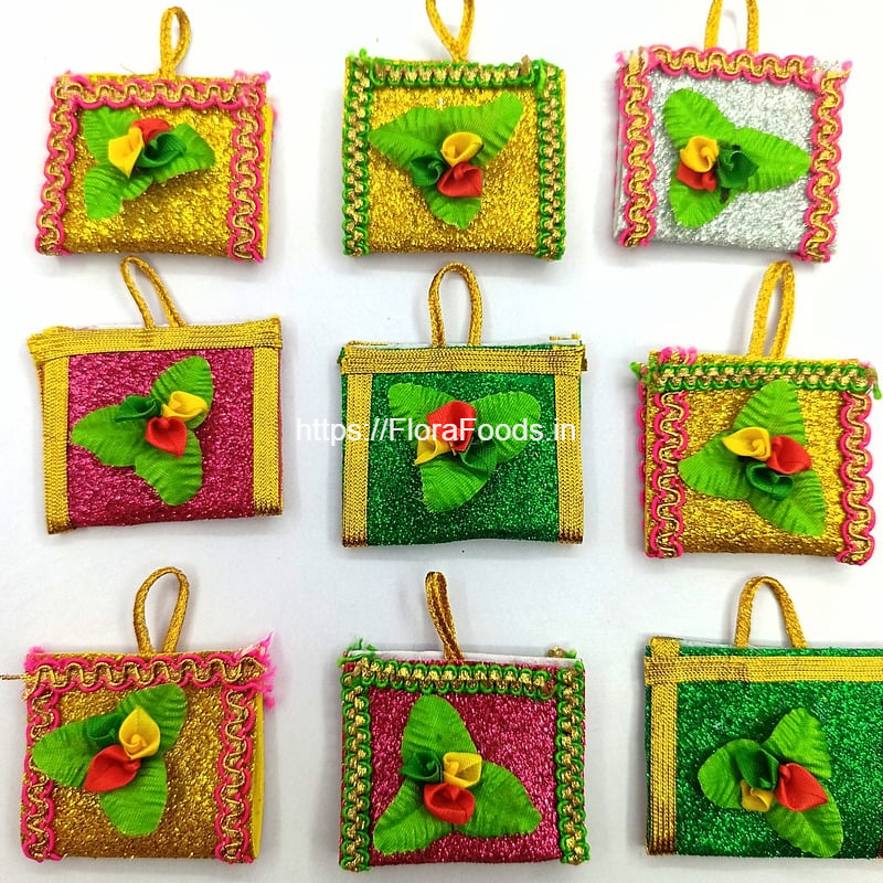 GLITTERY BAG of Arishina-Kunkuma Packet(Decorative)-Set of 25