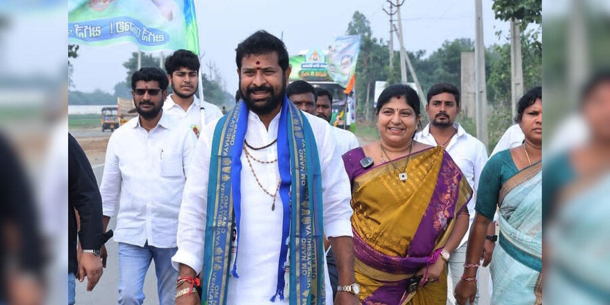 YSRCP MLC Raghu Raju's wife Sudha Rani joins TDP along with their ...