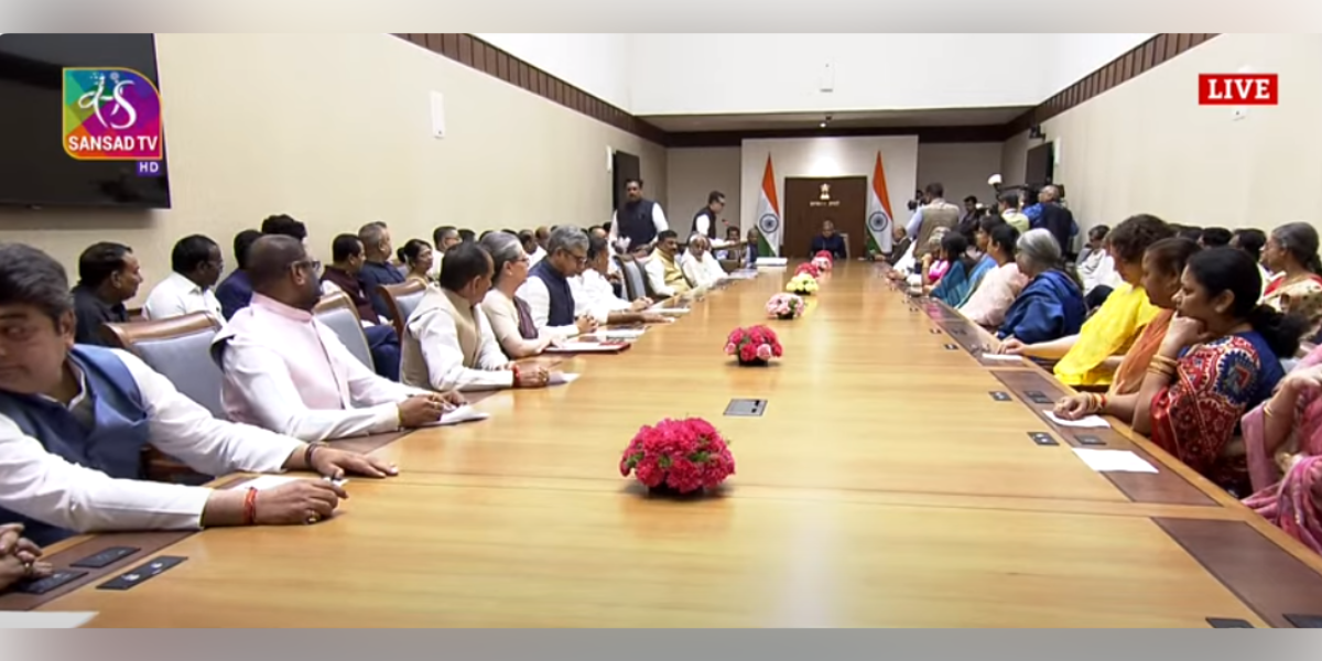 Sonia, Vaishnaw among 14 sworn in as Rajya Sabha members - The South ...