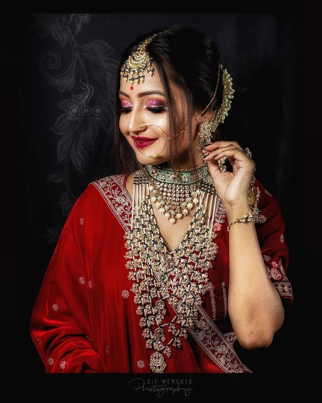 Female Model Required For Jewellery Photoshoot In Kolkata Model