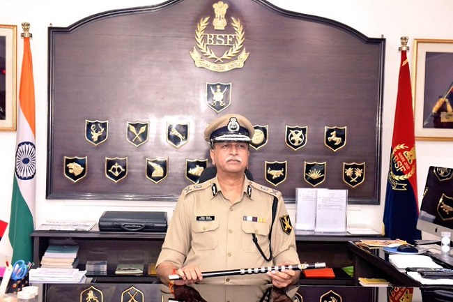 Vivek Kumar Johri takes charge as Director General of BSF | Dynamite News Vivek Kumar Johri takes charge as Director General of BSF | Dynamite News