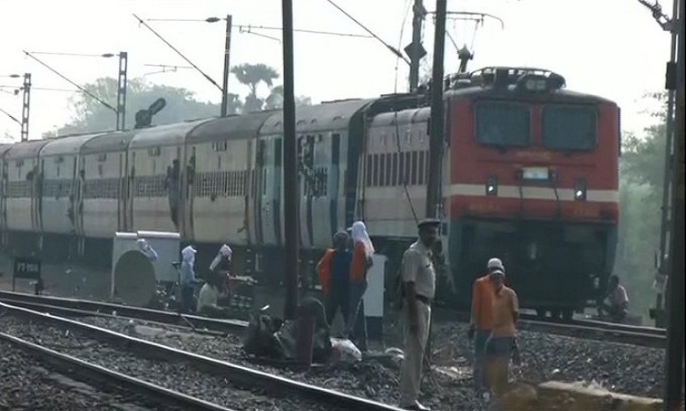 Odisha Triple Train Crash: Indian Railways resume passenger trains ... Odisha Triple Train Crash: Indian Railways resume passenger trains ...